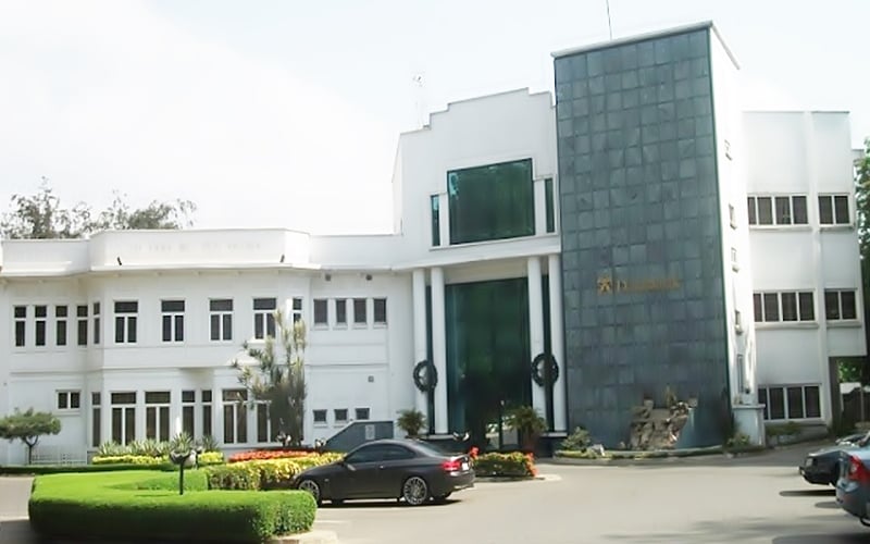 Data Bank close offices; directs staff to work remotely to avoid ...
