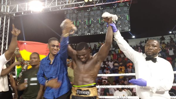 Freezy Macbones wins over Nigerian Oladimeji Salami in Accra