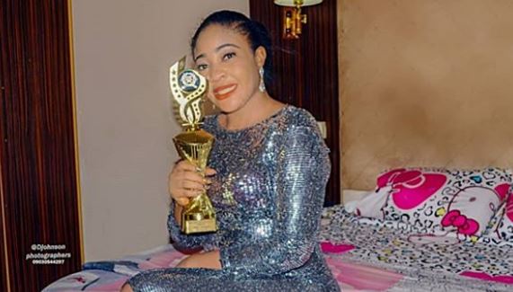 Actress, Mary Uche Wins Award at Nollywood Entertainment And Leadership ...