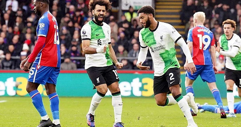 Pl Mohamed Salah Scores 200th Liverpool Goal As Reds Go Top