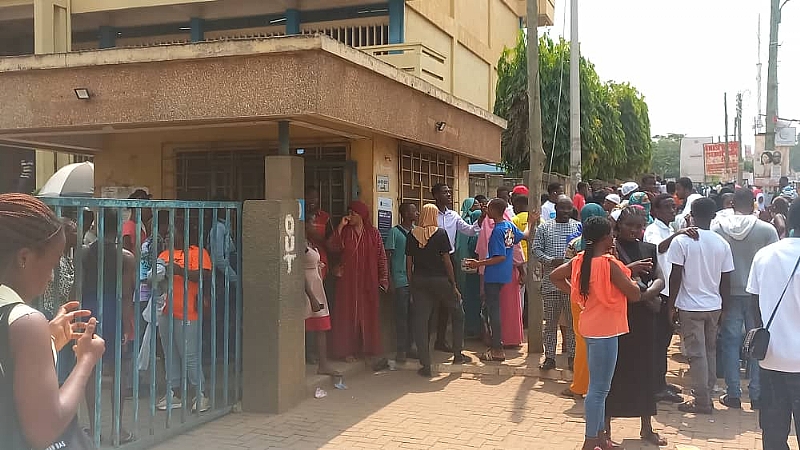 Parents storm WAEC Kumasi office over wards’ withheld results