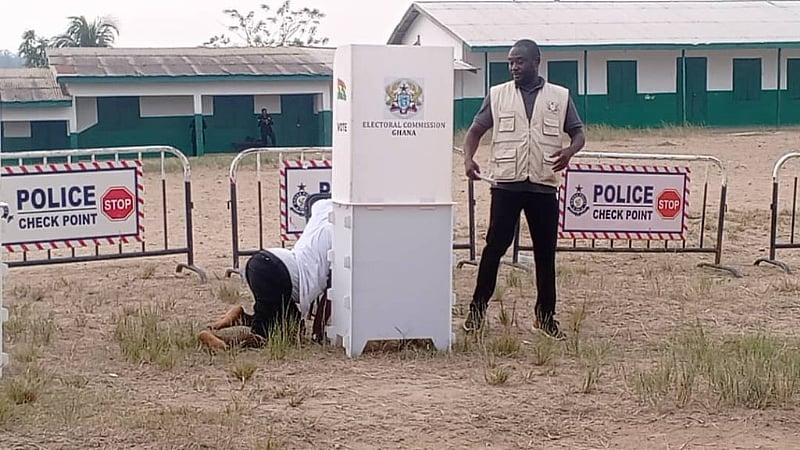 NPP flagbearer primary: Physically challenged delegate crawls 30 metres ...