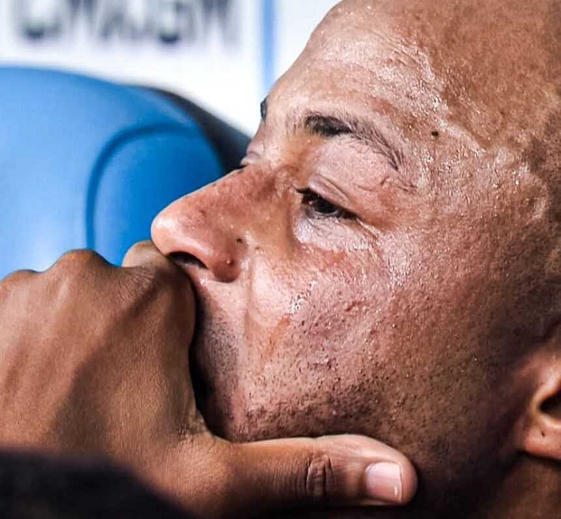 Frecnh Ligue 1: Andre Ayew tears up after standing ovation from ...