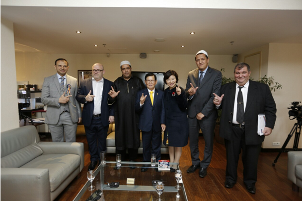 Mr. Man Hee Lee Advances Towards A Peaceful Unification Of The Korean ...