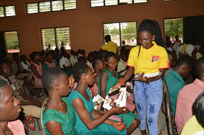 Sasso Supports Pupils With 30,000 Exercise Books