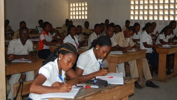 France Plans Training Program For African French Teachers