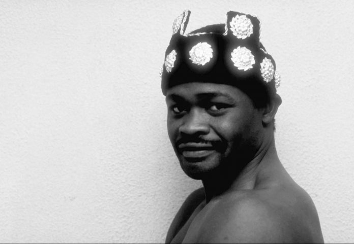 Boxing: Azumah Nelson Beats Gabriel Ruelas To Defend WBC Belt [VIDEO]