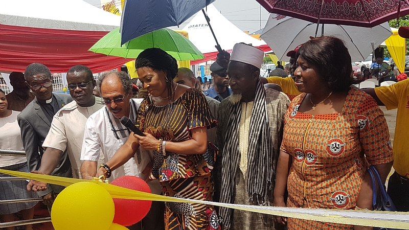 Papaye Opens Awudome Branch