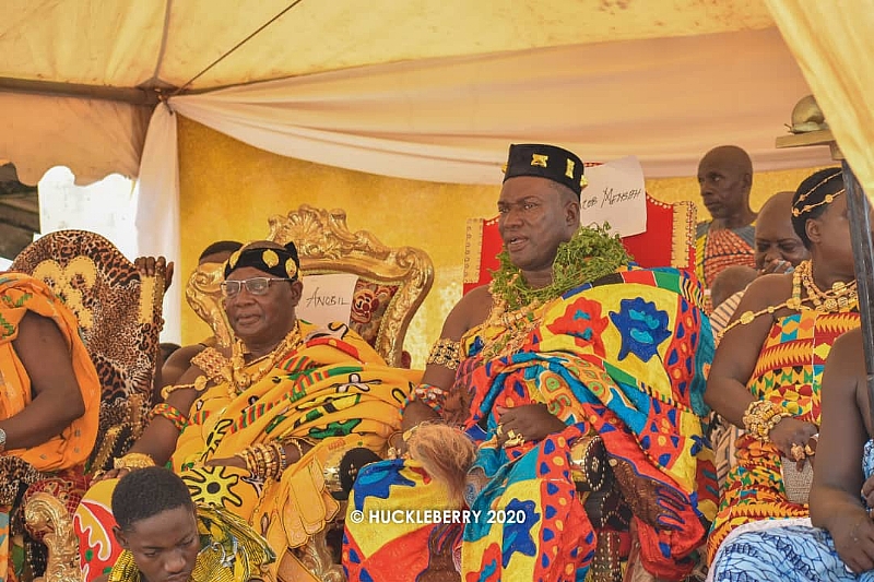 Worabeba installs chief after almost a decade without one
