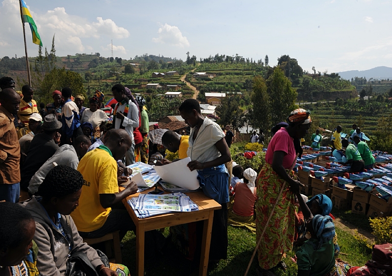 Lessons from Rwanda on tackling unsafe drinking water and household air ...