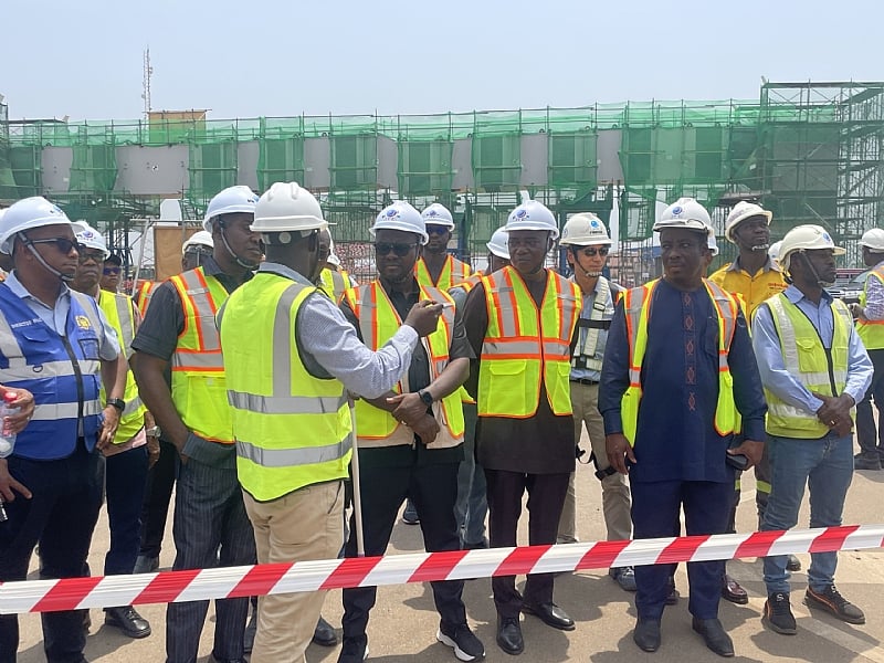 Roads Minister urges Tema Motorway Roundabout contractors to complete ...