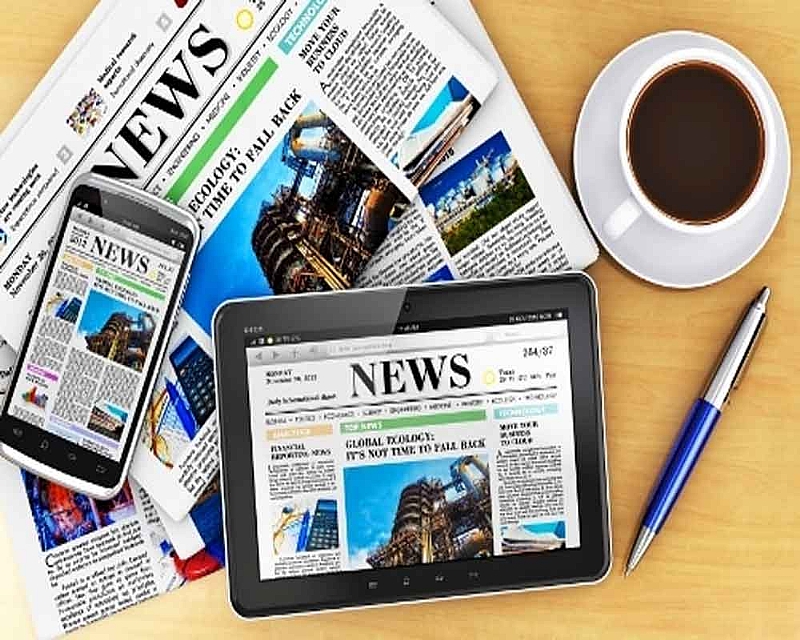 Online News and Newspapers: How the Digital Shift Changed News Dynamics