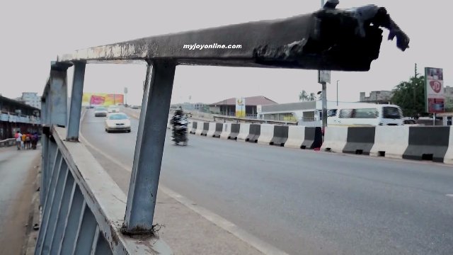 Disaster looms on Asafo interchange as metal barricades rust away