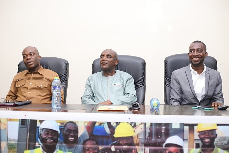 Adopt knowledge-based education to bridge academia and industry gap ...