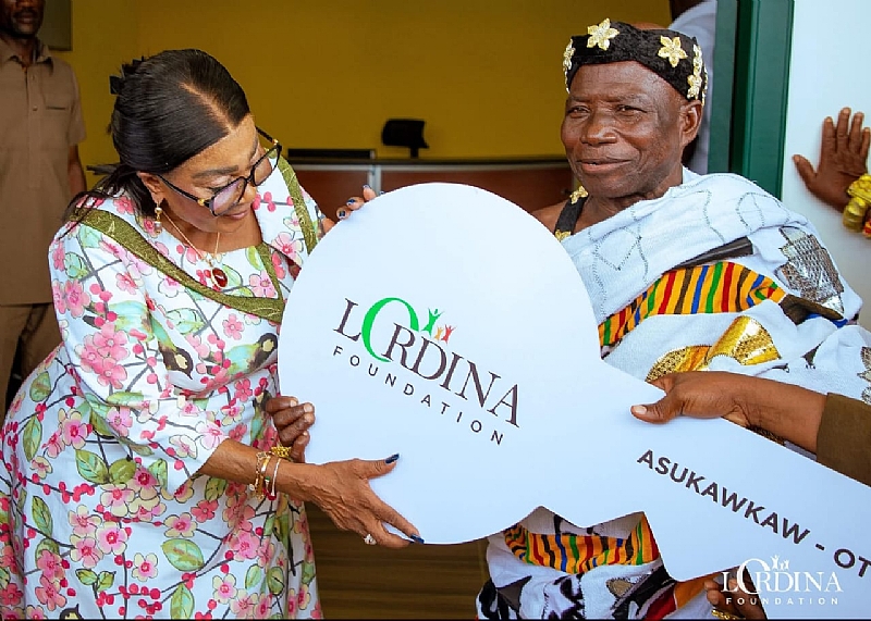 Lordina Mahama enstooled as Nkosuohemaa of Akroso Asukawkaw Traditional ...