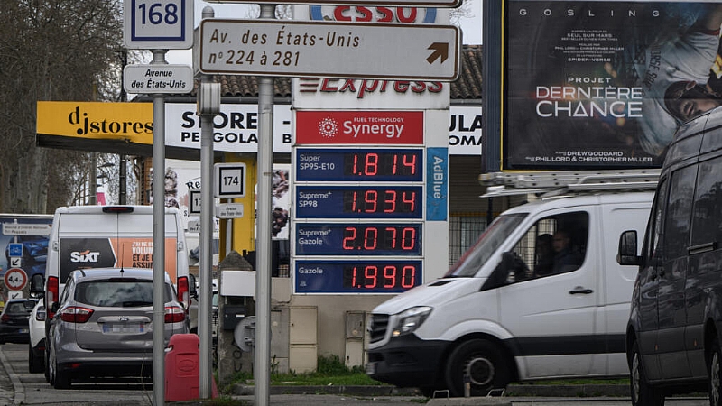 Total announces fuel price cap in France until end of March