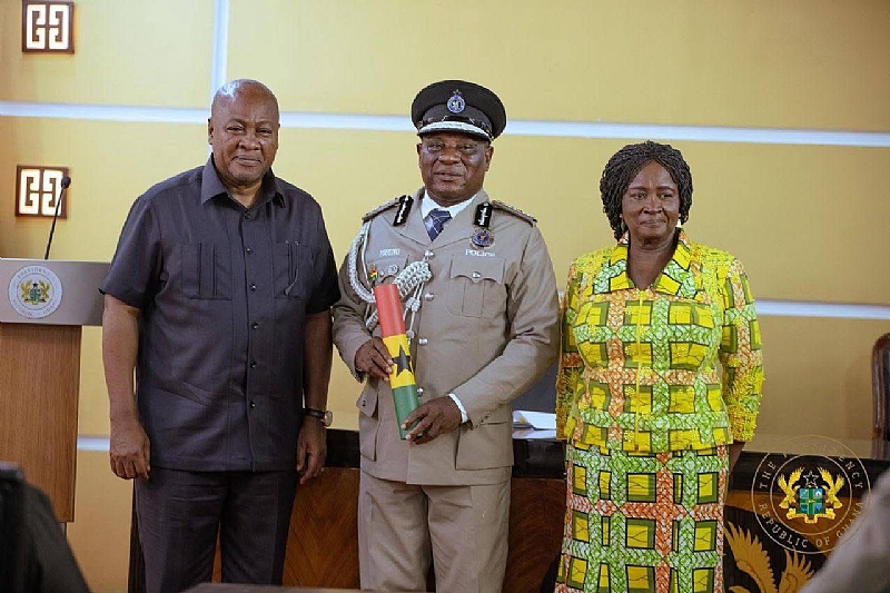 Adopt traditional security methods to confront emerging crimes — Mahama ...
