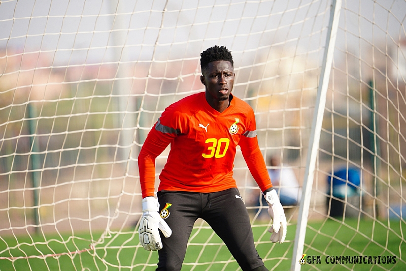 Asante Kotoko goalie Frederick Asare trains with Black Stars ahead of ...