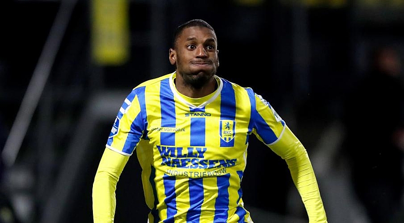 Comoros set to reach Cup of Nations for first time and go 'crazy'