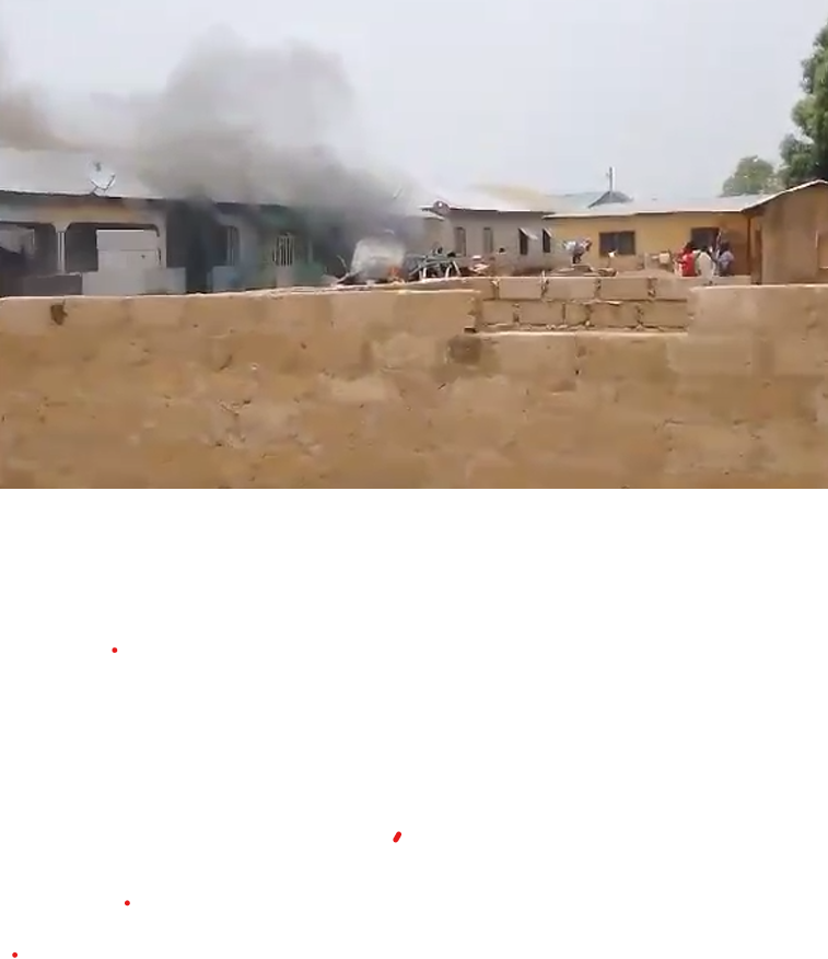 Police grab three persons for burning several houses in Bole