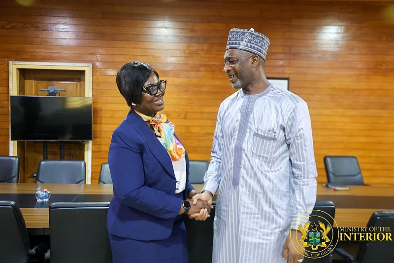 Maame Yaa Tiwaa Addo-Danquah: The Mysterious Police Woman Who Waves ...