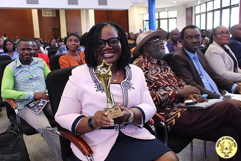 Maame Yaa Tiwaa Addo-Danquah: The Mysterious Police Woman Who Waves ...