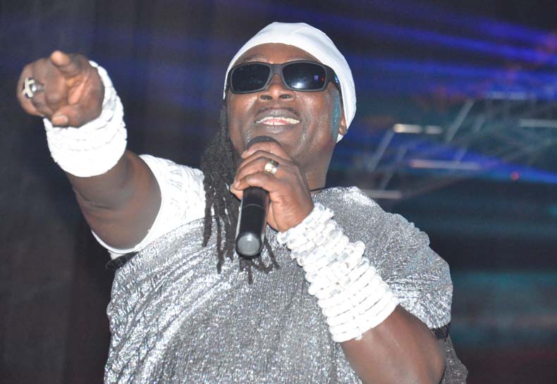 Amandzeba, Others Thrill Fans @ MOGO Concert