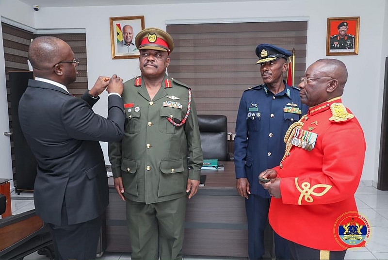 New Chief of Defence Staff officially assumes duty