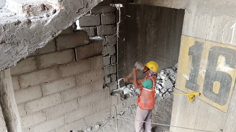 India holds its breath for the biggest ever demolition of illegal ...