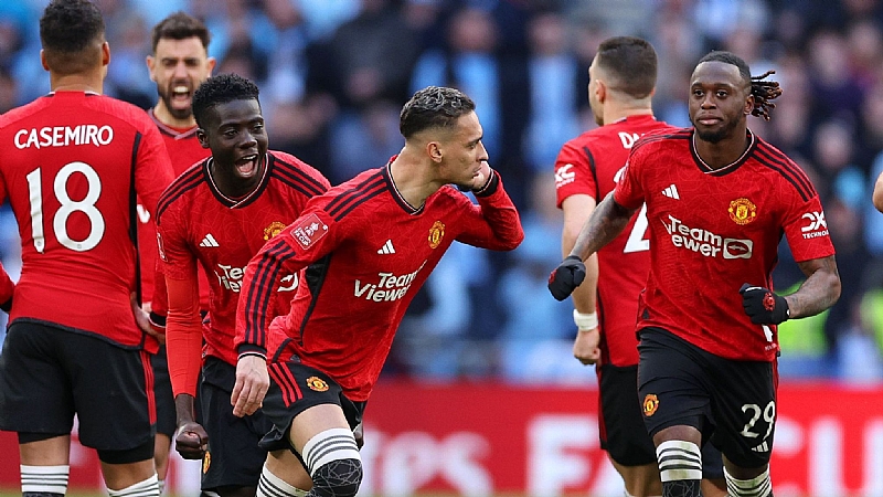 Man Utd winger Antony defends FA Cup celebration
