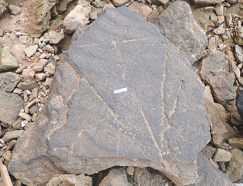 What triangular patterns on rocks may reveal about human ancestors