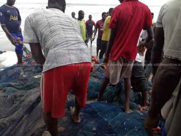 Tidal waves destroy over 25 canoes near Jamestown Fishing Harbour project