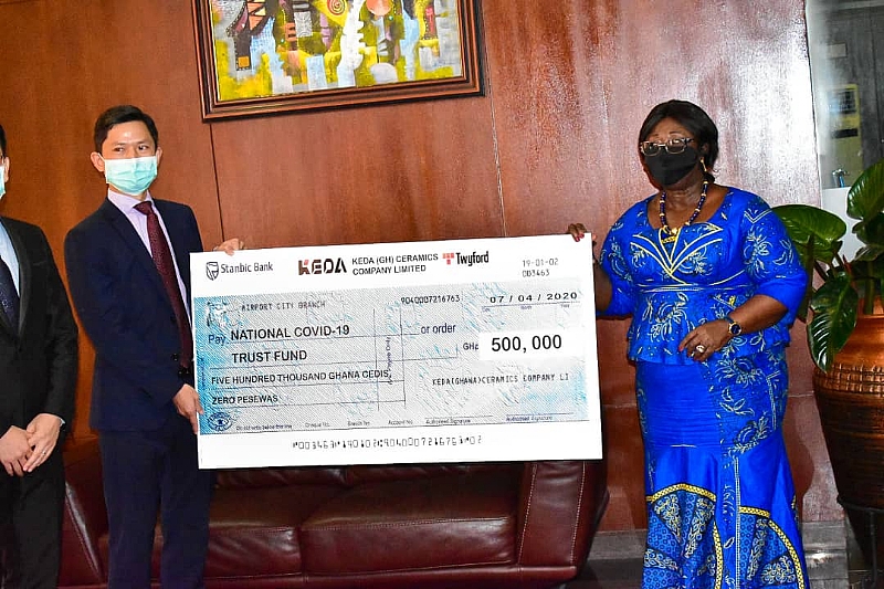 Keda, Sunda International, Donate Cash And Items To The COVID-19 Fund