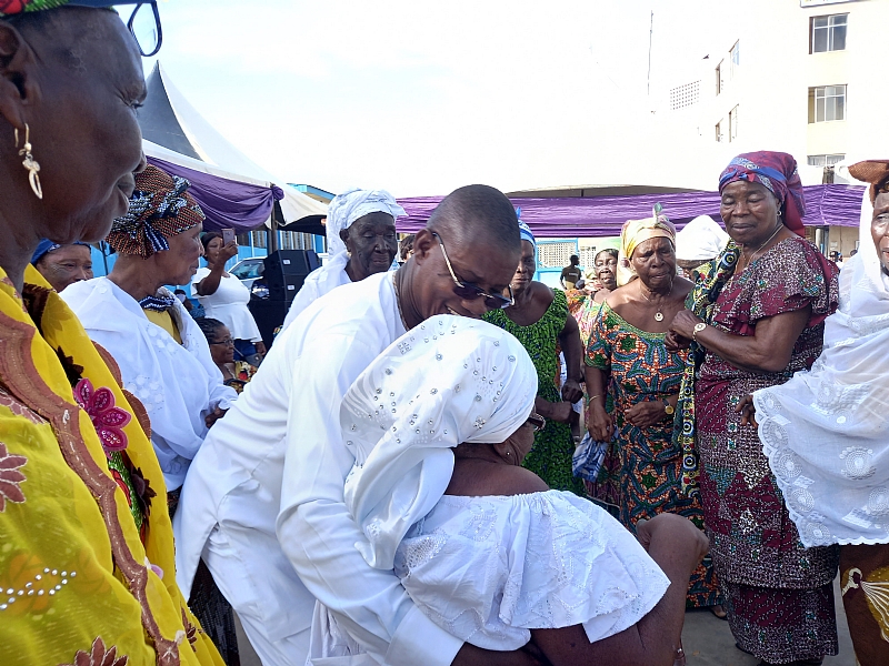 MP supports Tema East women