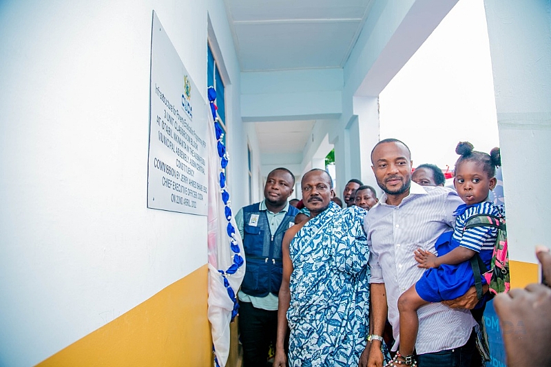 Gov’t commissions school projects in Central Region