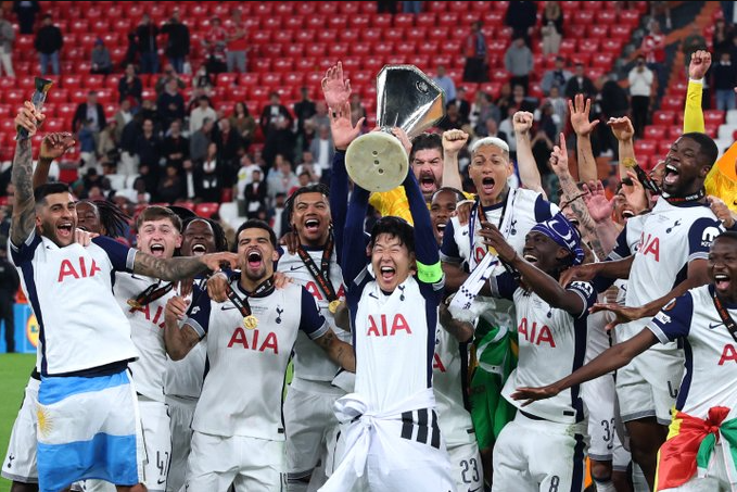 Tottenham beat Manchester United to win Europa League & end 17-year ...