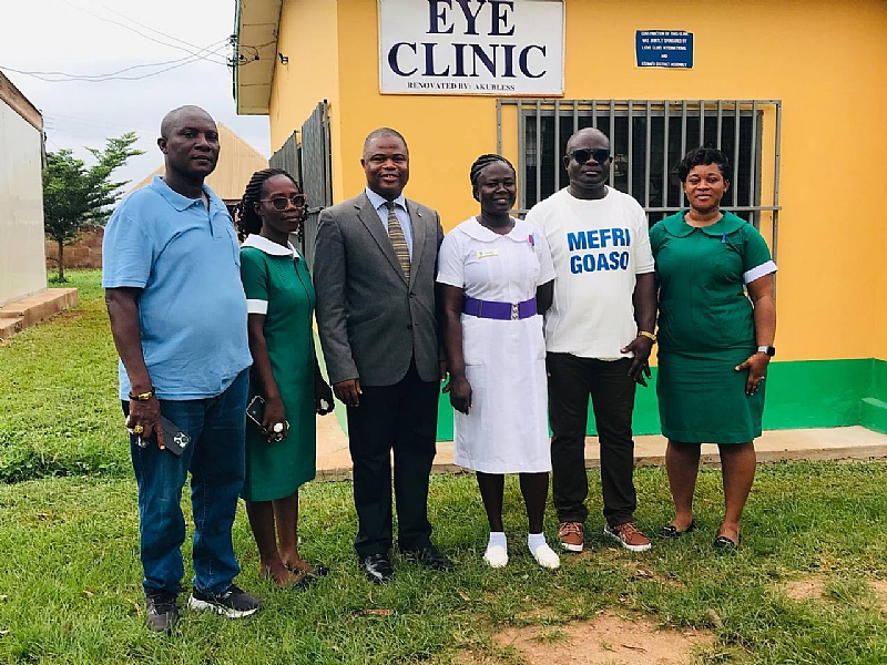 Gospel Musician Akubless renovates Goaso Eye Clinic