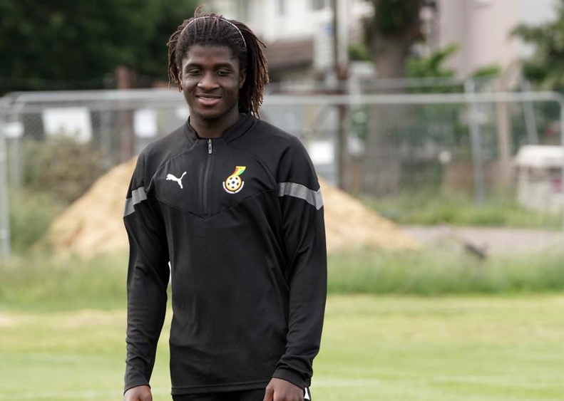 Black Stars: Caleb Yirenkyi lauds Ghana great Michael Essien for his ...