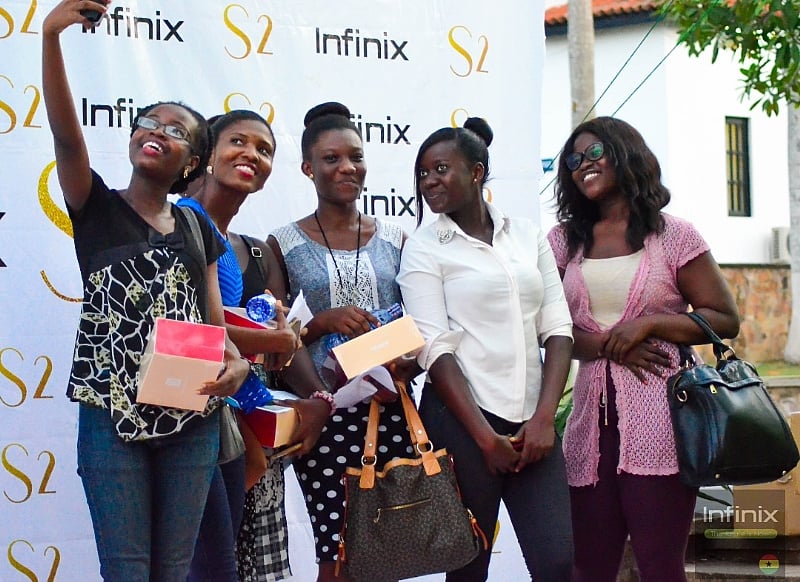 Legon Students Hail Infinix S2 Dual Front Camera