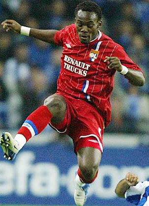 Essien Win French Award