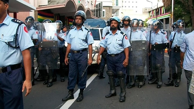 Rights groups in Mauritius wary as police extend powers under Covid-19