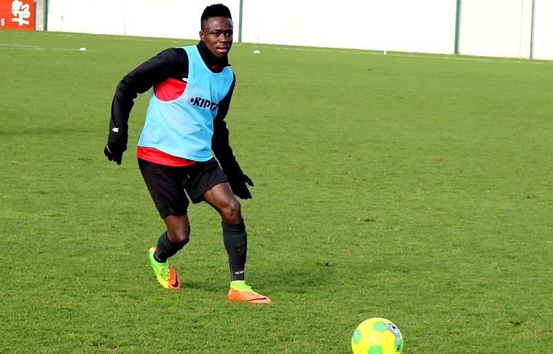 Emmanuel Ntim Returns To Valenciannes After Expiration Of Loan Spell At ...