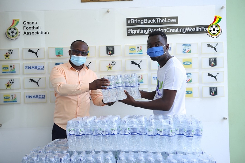 Akoa Beverages Makes Donates To Ghana FA