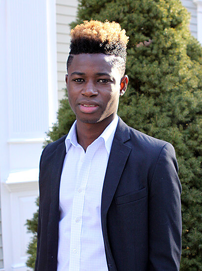 Right To Dream Academy graduate Umar Farouk wins 2017 Gatorade Player ...