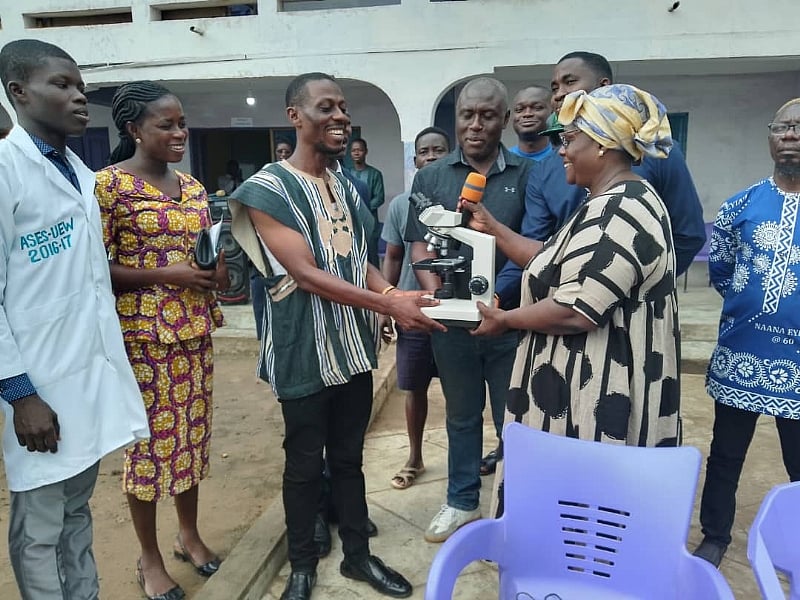 Gomoa Central MP donates modern science equipment to Gomoa Jukwa SDA SHS