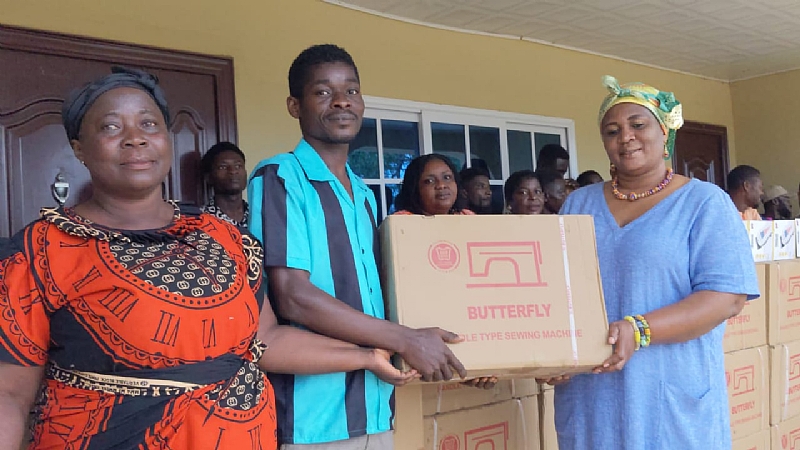 Nsuta Kwaman Beposo MP presents over 100 start-up machines to constituents