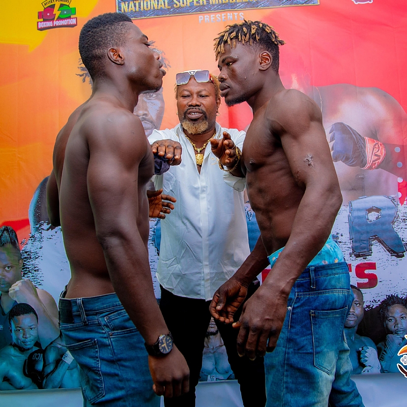 Who wins national super middleweight title? Akushey or Ahorgah?