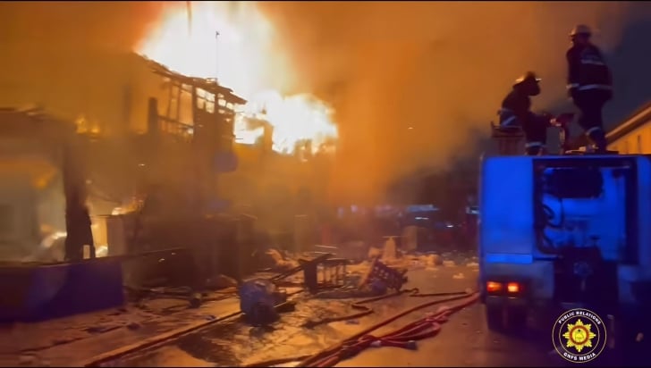 GNFS contain major fire at Accra water works, 32 Police barracks rooms ...