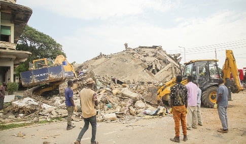 How 70-year-old building was finally demolished over fear of collapse ...