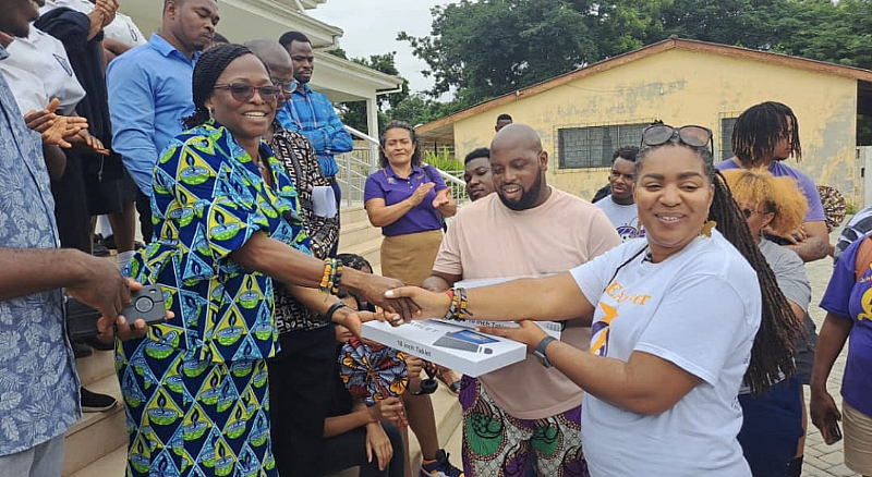 US-based QEA visits Accra High School, donates items to boost STEM ...